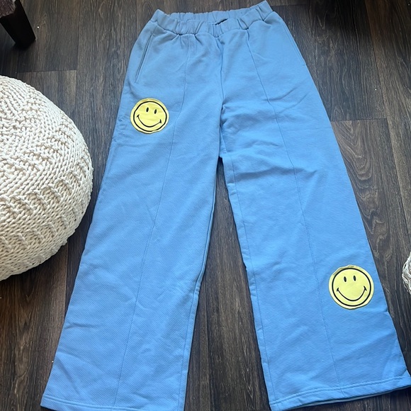 Samii Ryan | Tops | Smiley Straight Leg Pants | Poshmark